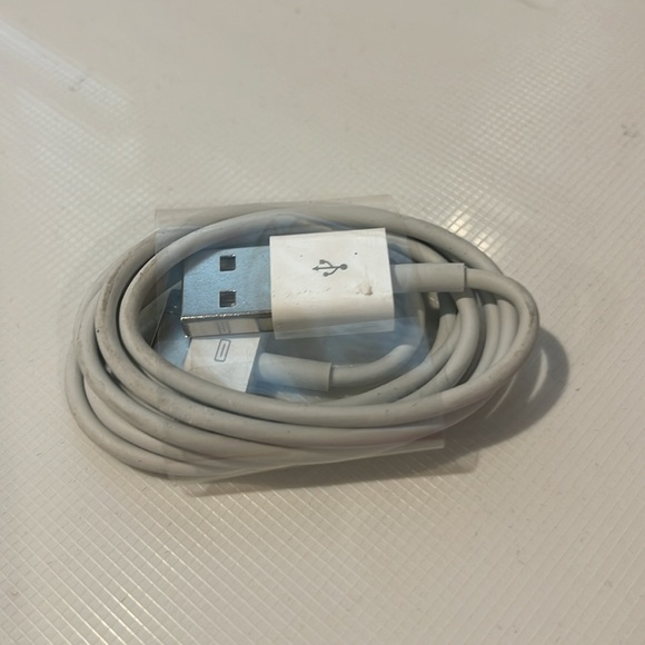 Apple | Cell Phones & Accessories | Authentic Iphone Charger St ...